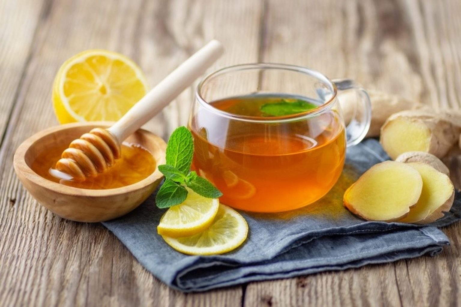 Mix Together Ginger, Onion, Garlic, Lemon Juice, and Honey: A Powerful ...